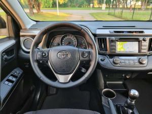 Grey Toyota RAV4 2014 in Taurage, with an engine capacity of 2.00 L and mileage of 252 thousand km for 10300 €, photo 15 on AUTOMOTO.COM.LV