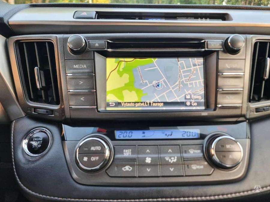 Grey Toyota RAV4 2014 in Taurage, with an engine capacity of 2.00 L and mileage of 252 thousand km for 10300 €, photo 20 on AUTOMOTO.COM.LV