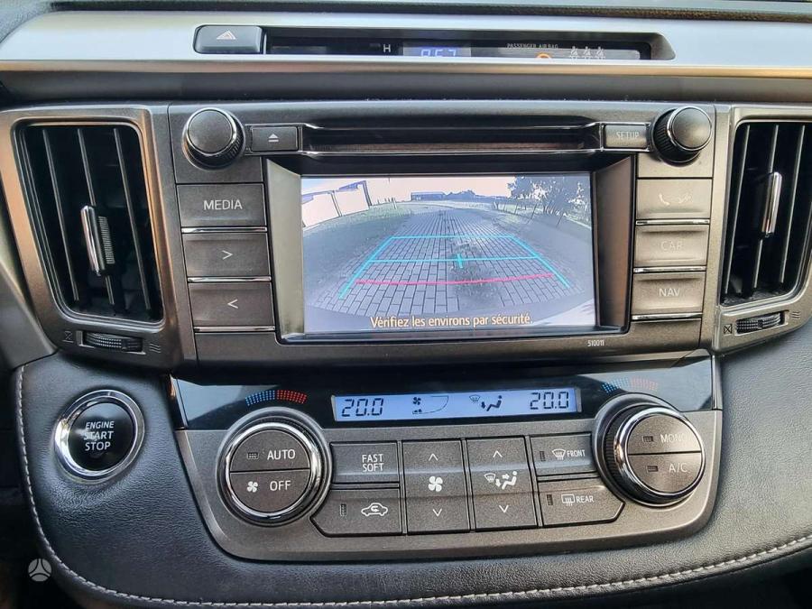 Grey Toyota RAV4 2014 in Taurage, with an engine capacity of 2.00 L and mileage of 252 thousand km for 10300 €, photo 21 on AUTOMOTO.COM.LV