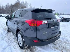 Grey Toyota RAV4 2015 in Utena, with an engine capacity of 2.00 L and mileage of 183 thousand km for 12350 €, photo 14 on AUTOMOTO.COM.LV