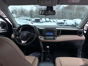 Grey Toyota RAV4 2015 in Utena, with an engine capacity of 2.00 L and mileage of 183 thousand km for 12350 €, photo 22 on AUTOMOTO.COM.LV