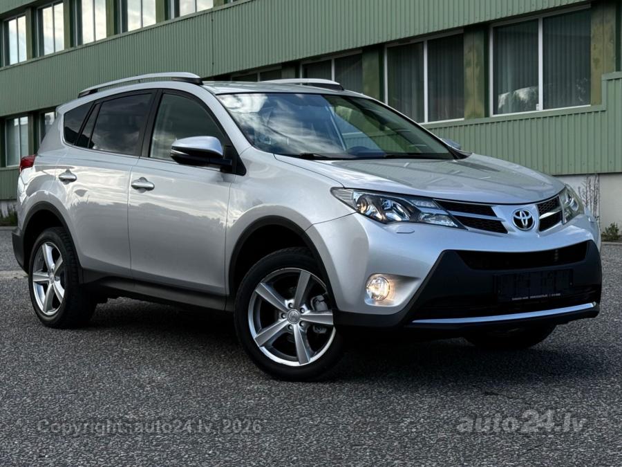Pelēks Toyota RAV4 2015 Tartu, ar dzinēja tilpumu 2.20 L un nobraukumu 190 tūkst. km par 12999 €, foto 1 vietnē AUTOMOTO.COM.LV