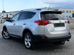Pelēks Toyota RAV4 2015 Tartu, ar dzinēja tilpumu 2.20 L un nobraukumu 190 tūkst. km par 12999 €, foto 3 vietnē AUTOMOTO.COM.LV