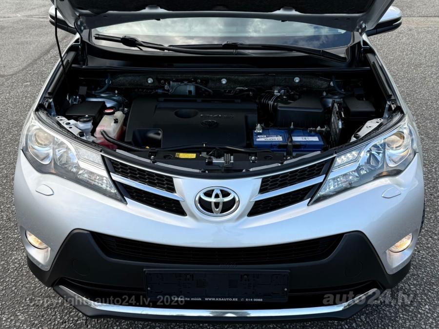 Pelēks Toyota RAV4 2015 Tartu, ar dzinēja tilpumu 2.20 L un nobraukumu 190 tūkst. km par 12999 €, foto 6 vietnē AUTOMOTO.COM.LV