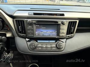 Pelēks Toyota RAV4 2015 Tartu, ar dzinēja tilpumu 2.20 L un nobraukumu 190 tūkst. km par 12999 €, foto 10 vietnē AUTOMOTO.COM.LV