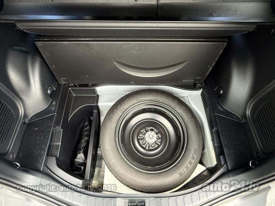Pelēks Toyota RAV4 2015 Tartu, ar dzinēja tilpumu 2.20 L un nobraukumu 190 tūkst. km par 12999 €, foto 25 vietnē AUTOMOTO.COM.LV