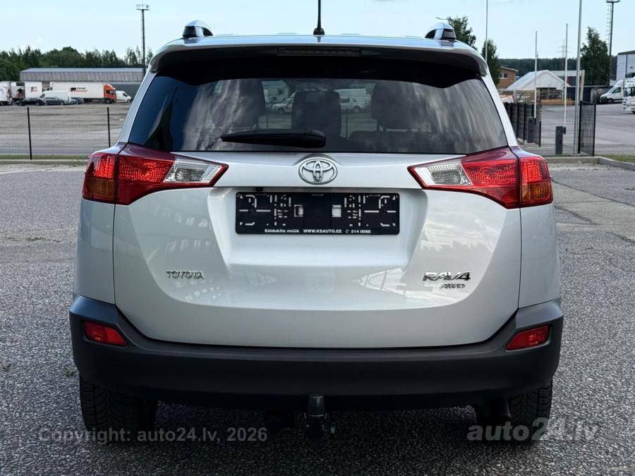 Pelēks Toyota RAV4 2015 Tartu, ar dzinēja tilpumu 2.20 L un nobraukumu 190 tūkst. km par 12999 €, foto 29 vietnē AUTOMOTO.COM.LV