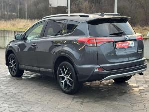 Grey Toyota RAV4 2016 in Vilnius, with an engine capacity of 2.49 L and mileage of 232 thousand km for 16300 €, photo 24 on AUTOMOTO.COM.LV