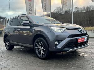 Grey Toyota RAV4 2016 in Vilnius, with an engine capacity of 2.49 L and mileage of 232 thousand km for 16300 €, photo 26 on AUTOMOTO.COM.LV
