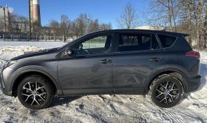 Pelēks Toyota RAV4 2016 Kauņa, ar dzinēja tilpumu 2.49 L un nobraukumu 165 tūkst. km par 17600 €, foto 6 vietnē AUTOMOTO.COM.LV