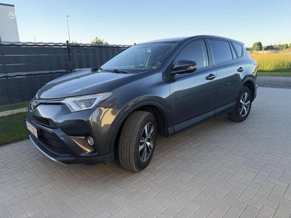 Pelēks Toyota RAV4 2016 Jonava, ar dzinēja tilpumu 2.00 L un nobraukumu 295 tūkst. km par 10790 €, foto 5 vietnē AUTOMOTO.COM.LV