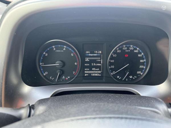 Pelēks Toyota RAV4 2016 Jonava, ar dzinēja tilpumu 2.00 L un nobraukumu 295 tūkst. km par 10790 €, foto 10 vietnē AUTOMOTO.COM.LV