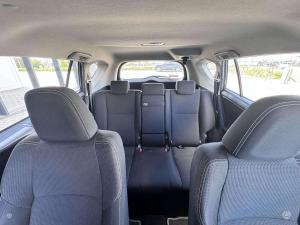 Grey Toyota RAV4 2016 in Vilnius, with an engine capacity of 2.49 L and mileage of 199 thousand km for 16350 €, photo 26 on AUTOMOTO.COM.LV