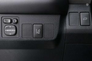Pelēks Toyota RAV4 2016 Viļņa, ar dzinēja tilpumu 2.49 L un nobraukumu 105 tūkst. km par 20900 €, foto 24 vietnē AUTOMOTO.COM.LV