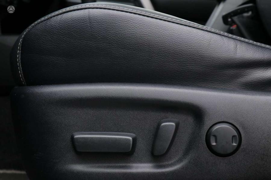Pelēks Toyota RAV4 2016 Viļņa, ar dzinēja tilpumu 2.49 L un nobraukumu 105 tūkst. km par 20900 €, foto 28 vietnē AUTOMOTO.COM.LV