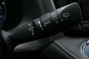 Pelēks Toyota RAV4 2016 Viļņa, ar dzinēja tilpumu 2.49 L un nobraukumu 105 tūkst. km par 20900 €, foto 32 vietnē AUTOMOTO.COM.LV