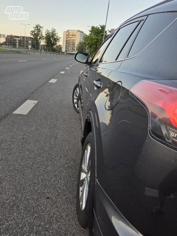 Grey Toyota RAV4 2016 in Vilnius, with an engine capacity of 2.50 L and mileage of 299 thousand km for 16500 €, photo 6 on AUTOMOTO.COM.LV