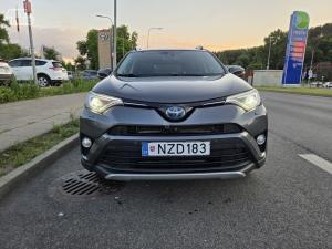 Pelēks Toyota RAV4 2016 Viļņa, ar dzinēja tilpumu 2.50 L un nobraukumu 299 tūkst. km par 16500 €, foto 6 vietnē AUTOMOTO.COM.LV