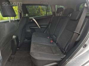 Pelēks Toyota RAV4 2016 Rīga, ar dzinēja tilpumu 2.00 L un nobraukumu 250 tūkst. km par 11200 €, foto 15 vietnē AUTOMOTO.COM.LV