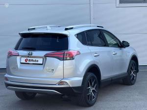 Grey Toyota RAV4 2016 in Utena, with an engine capacity of 2.49 L and mileage of 180 thousand km for 16750 €, photo 19 on AUTOMOTO.COM.LV