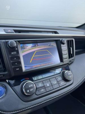 Grey Toyota RAV4 2016 in Utena, with an engine capacity of 2.49 L and mileage of 180 thousand km for 16750 €, photo 56 on AUTOMOTO.COM.LV