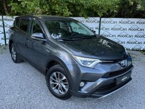 Grey Toyota RAV4 2016 in Vilnius, with an engine capacity of 2.49 L and mileage of 192 thousand km for 17200 €, photo 5 on AUTOMOTO.COM.LV