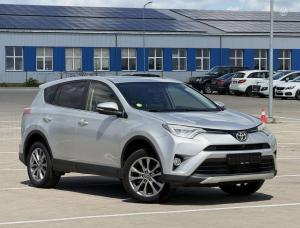 Pelēks Toyota RAV4 2016 Tauragė, ar dzinēja tilpumu 2.00 L un nobraukumu 197 tūkst. km par 13700 €, foto 5 vietnē AUTOMOTO.COM.LV