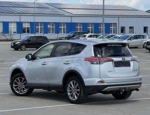 Pelēks Toyota RAV4 2016 Tauragė, ar dzinēja tilpumu 2.00 L un nobraukumu 197 tūkst. km par 13700 €, foto 7 vietnē AUTOMOTO.COM.LV