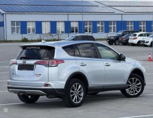 Pelēks Toyota RAV4 2016 Tauragė, ar dzinēja tilpumu 2.00 L un nobraukumu 197 tūkst. km par 13700 €, foto 8 vietnē AUTOMOTO.COM.LV