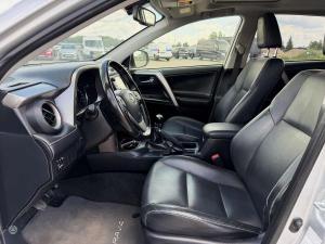 Pelēks Toyota RAV4 2016 Tauragė, ar dzinēja tilpumu 2.00 L un nobraukumu 197 tūkst. km par 13700 €, foto 10 vietnē AUTOMOTO.COM.LV