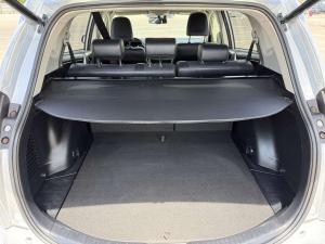 Pelēks Toyota RAV4 2016 Tauragė, ar dzinēja tilpumu 2.00 L un nobraukumu 197 tūkst. km par 13700 €, foto 28 vietnē AUTOMOTO.COM.LV