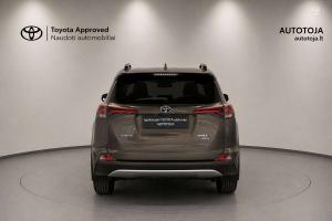 Grey Toyota RAV4 2016 in Kaunas, with an engine capacity of 1.99 L and mileage of 188 thousand km for 13900 €, photo 5 on AUTOMOTO.COM.LV