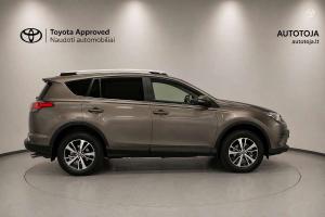 Grey Toyota RAV4 2016 in Kaunas, with an engine capacity of 1.99 L and mileage of 188 thousand km for 13900 €, photo 17 on AUTOMOTO.COM.LV
