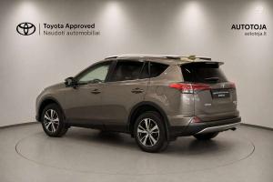 Grey Toyota RAV4 2016 in Kaunas, with an engine capacity of 1.99 L and mileage of 188 thousand km for 13900 €, photo 18 on AUTOMOTO.COM.LV
