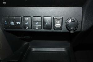 Grey Toyota RAV4 2016 in Kaunas, with an engine capacity of 1.99 L and mileage of 188 thousand km for 13900 €, photo 28 on AUTOMOTO.COM.LV