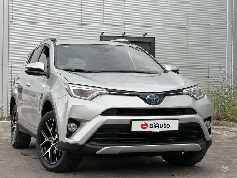 Pelēks Toyota RAV4 2016 Utena, ar dzinēja tilpumu 2.50 L un nobraukumu 179 tūkst. km par 16450 €, foto 4 vietnē AUTOMOTO.COM.LV