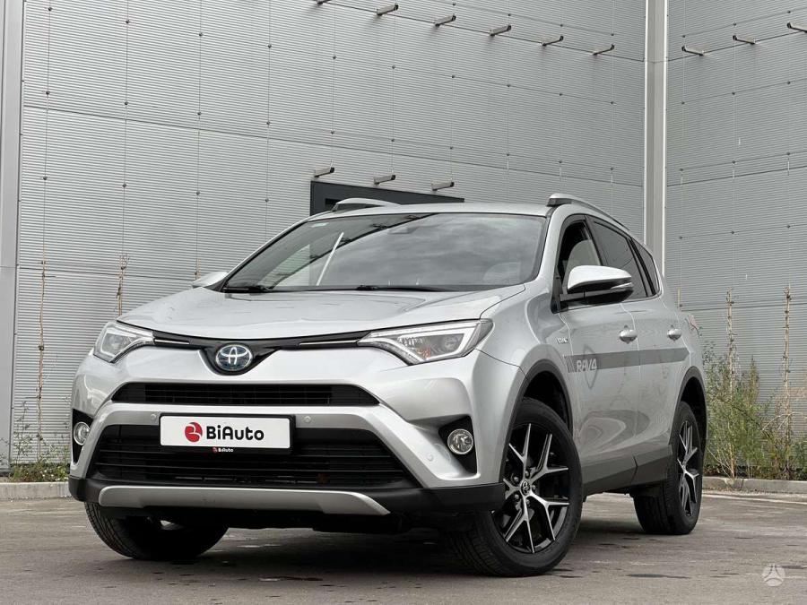 Pelēks Toyota RAV4 2016 Utena, ar dzinēja tilpumu 2.50 L un nobraukumu 179 tūkst. km par 16450 €, foto 8 vietnē AUTOMOTO.COM.LV