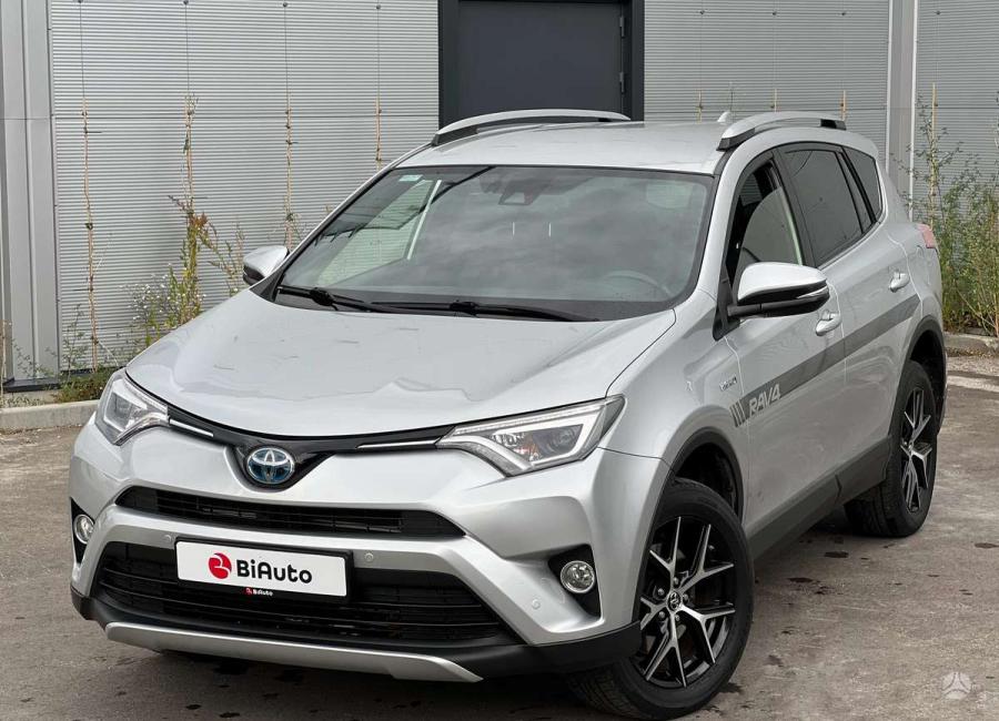 Pelēks Toyota RAV4 2016 Utena, ar dzinēja tilpumu 2.50 L un nobraukumu 179 tūkst. km par 16450 €, foto 10 vietnē AUTOMOTO.COM.LV