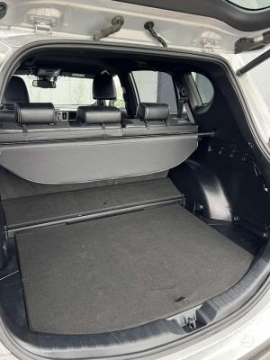 Pelēks Toyota RAV4 2016 Utena, ar dzinēja tilpumu 2.50 L un nobraukumu 179 tūkst. km par 16450 €, foto 27 vietnē AUTOMOTO.COM.LV