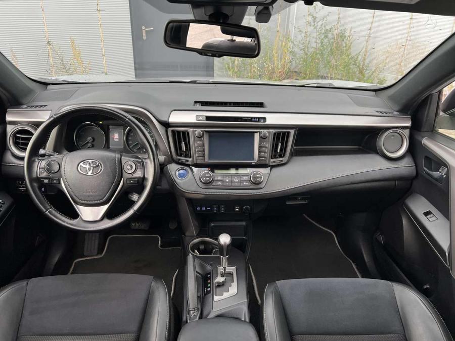 Pelēks Toyota RAV4 2016 Utena, ar dzinēja tilpumu 2.50 L un nobraukumu 179 tūkst. km par 16450 €, foto 38 vietnē AUTOMOTO.COM.LV