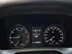 Grey Toyota RAV4 2016 in Utena, with an engine capacity of 2.00 L and mileage of 196 thousand km for 12490 €, photo 17 on AUTOMOTO.COM.LV