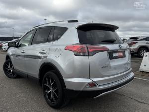 Pelēks Toyota RAV4 2016 Viļņa, ar dzinēja tilpumu 2.50 L un nobraukumu 180 tūkst. km par 16490 €, foto 13 vietnē AUTOMOTO.COM.LV