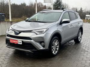 Grey Toyota RAV4 2017 in Vilnius, with an engine capacity of 2.50 L and mileage of 129 thousand km for 18550 €, photo  on AUTOMOTO.COM.LV