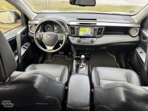 Grey Toyota RAV4 2017 in Vilnius, with an engine capacity of 2.50 L and mileage of 129 thousand km for 18550 €, photo 16 on AUTOMOTO.COM.LV