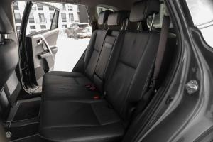 Grey Toyota RAV4 2017 in Vilnius, with an engine capacity of 2.49 L and mileage of 273 thousand km for 16300 €, photo 30 on AUTOMOTO.COM.LV