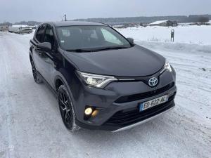 Grey Toyota RAV4 2017 in Vilnius, with an engine capacity of 2.50 L and mileage of 240 thousand km for 15500 €, photo 4 on AUTOMOTO.COM.LV