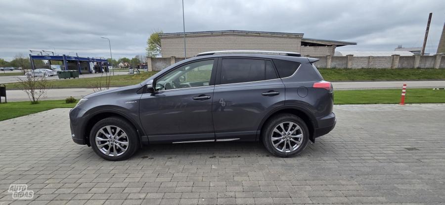 Pelēks Toyota RAV4 2017 Šilutė, ar dzinēja tilpumu 2.50 L un nobraukumu 195 tūkst. km par 16700 €, foto 16 vietnē AUTOMOTO.COM.LV
