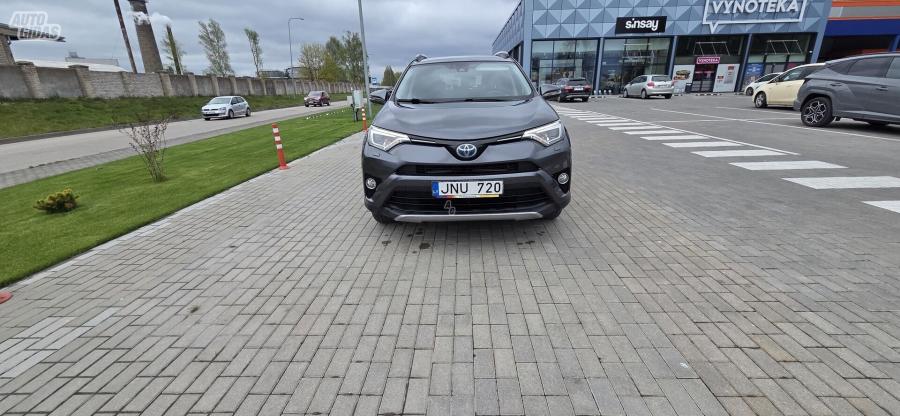 Pelēks Toyota RAV4 2017 Šilutė, ar dzinēja tilpumu 2.50 L un nobraukumu 195 tūkst. km par 16700 €, foto 19 vietnē AUTOMOTO.COM.LV