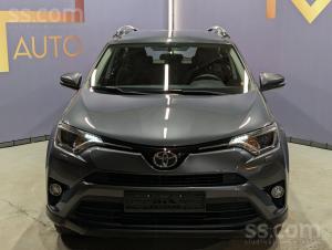 Grey Toyota RAV4 2017 in Jurmala, with an engine capacity of 2.00 L and mileage of 293 thousand km for 12950 €, photo 10 on AUTOMOTO.COM.LV