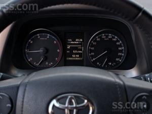 Grey Toyota RAV4 2017 in Jurmala, with an engine capacity of 2.00 L and mileage of 293 thousand km for 12950 €, photo 23 on AUTOMOTO.COM.LV